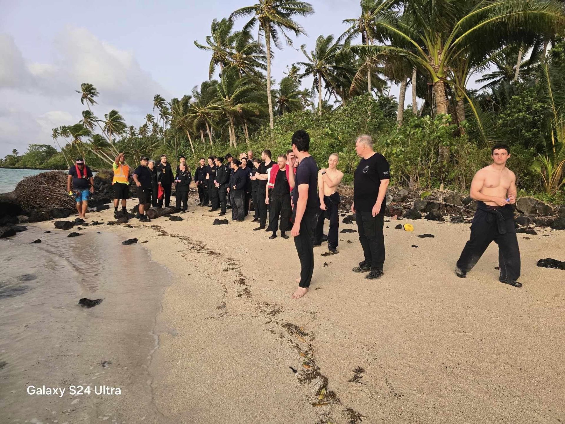NZ Navy Ship HMNZS Manawanui Sinks off Samoa After Fire and Grounding ...