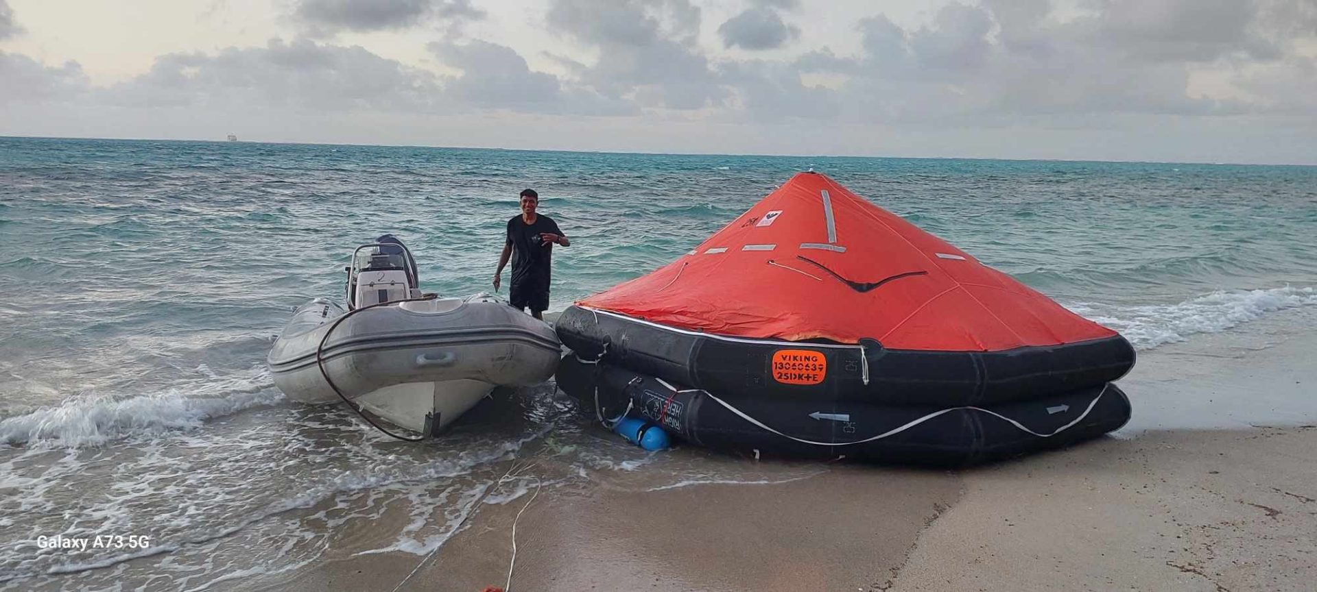 NZ Navy Ship HMNZS Manawanui Sinks off Samoa After Fire and Grounding ...