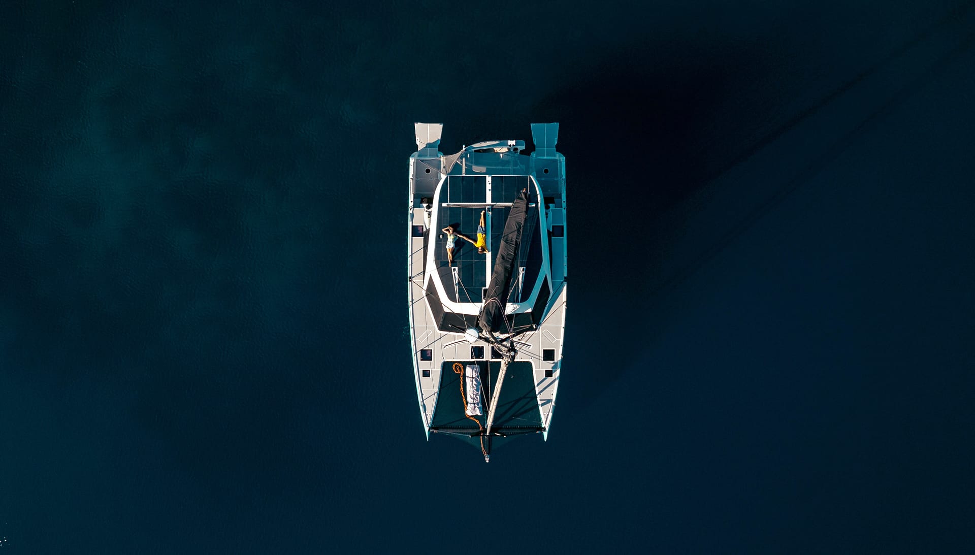 Stranded By Boat Problems: 4 Months In Dock For 'Meet The Wynns' Jason ...